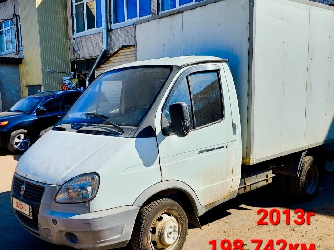 Купить б/у ГАЗ ГАЗель (3302) бензин механика в Санкт-Петербурге: белый промтоварный автофургон ...