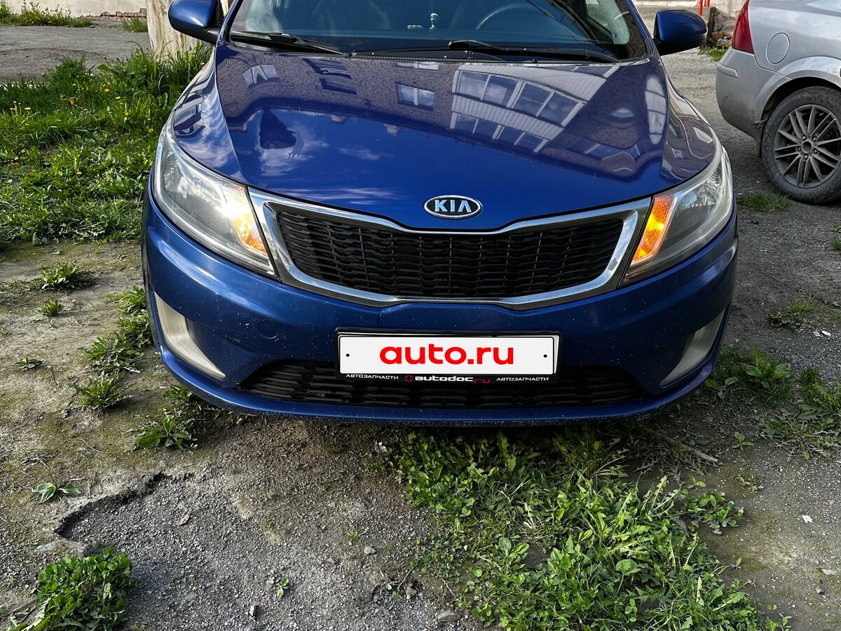 Купить б/у Kia Rio III 1.4 MT (107 л.с.) бензин механика в Кушве: синий Киа Рио III седан 2012 ...