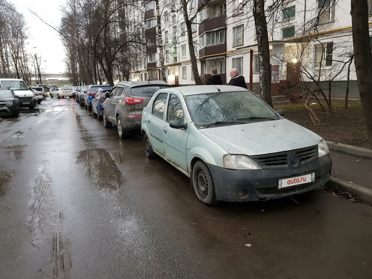 Купить б/у Renault Logan I 1.4 MT (75 л.с.) бензин механика в Москве ...