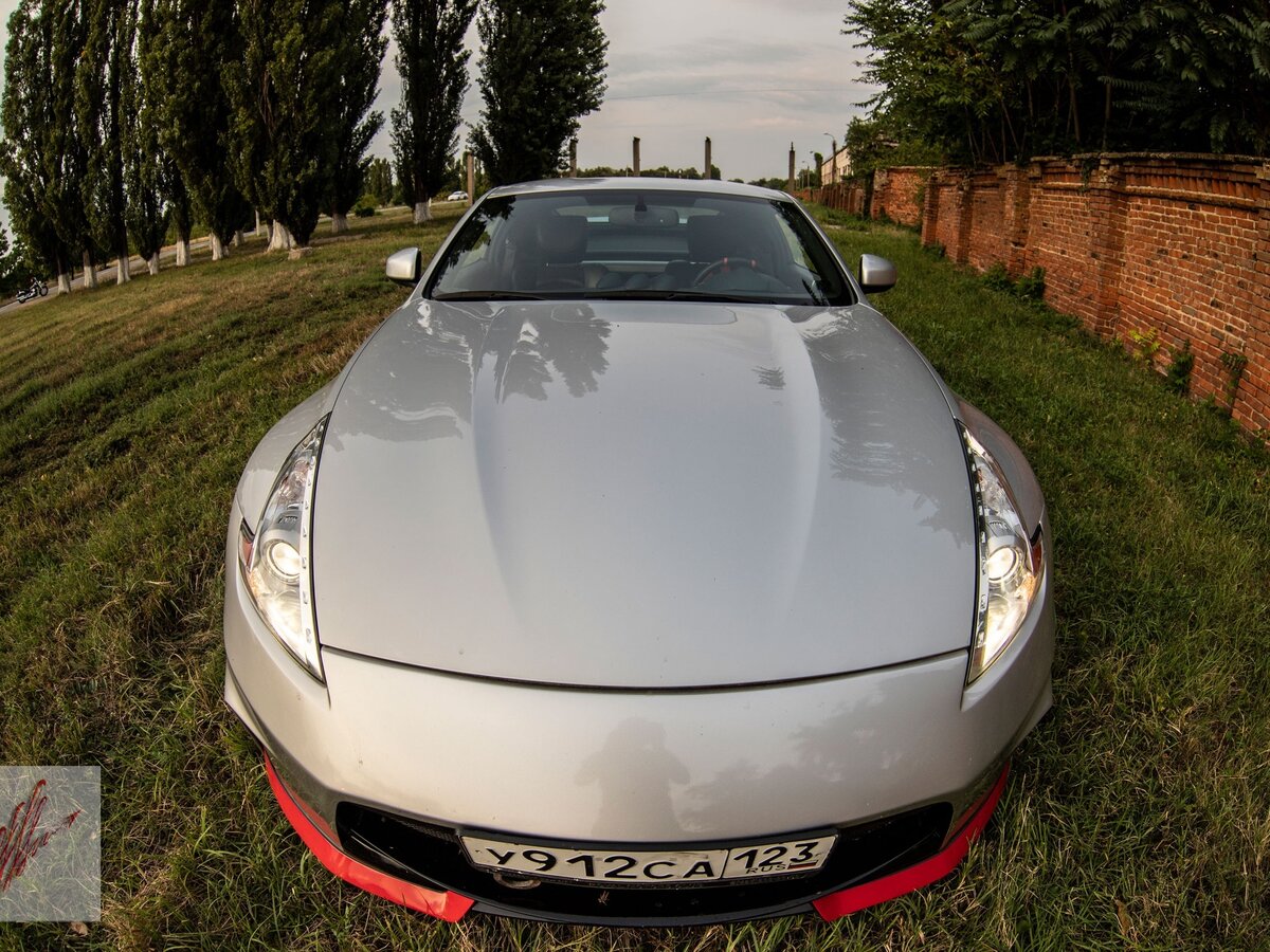 Купить б/у Nissan 370Z I Рестайлинг 3.7 MT (331 л.с.) бензин механика в ...