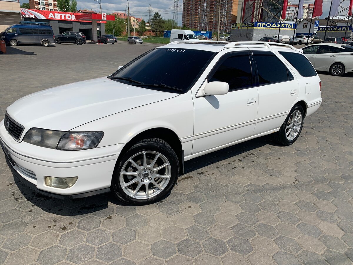 Купить б/у Toyota Mark II VIII (X100) Qualis 2.5 AT (200 л.с.) бензин ...