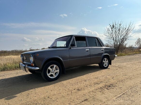 Купить б/у Lada (ВАЗ) 2101 1970-1988 1.2 MT (64 л.с.) бензин механика в Балашихе: синий Лада ...