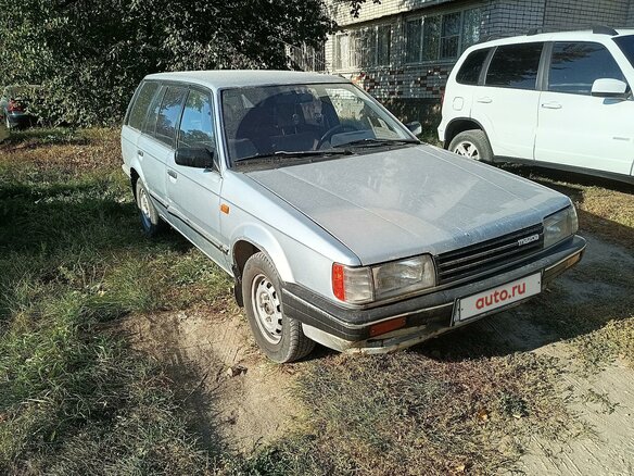 Купить б/у Mazda 323 III (BF) 1.5 MT (75 л.с.) бензин механика в Йошкар-Оле: серебристый Мазда ...