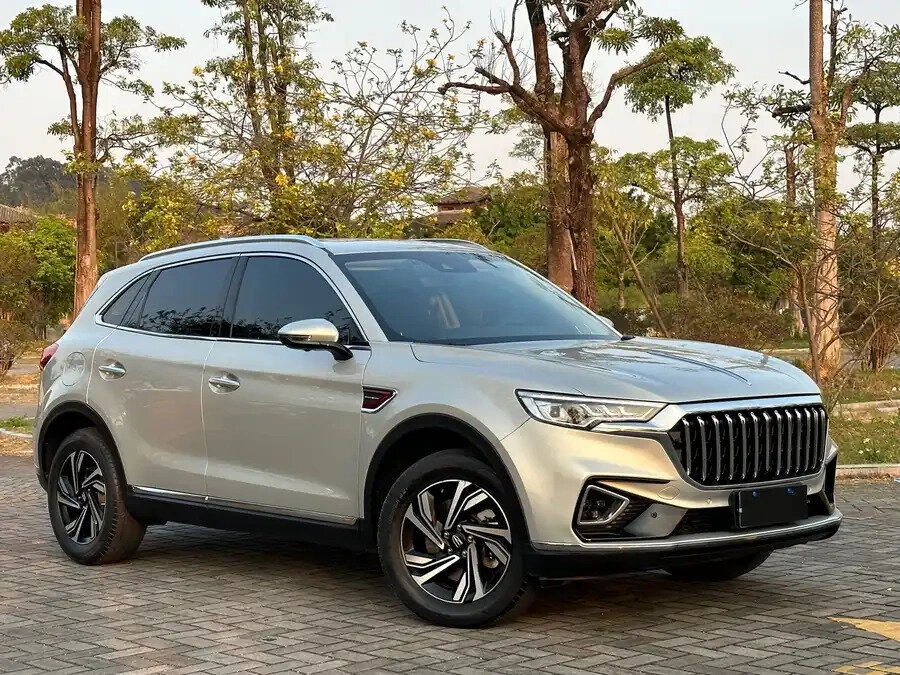 Купить б/у Hongqi HS5 I 2.0 AT (224 л.с.) бензин автомат во Владивостоке: серебристый Хончи ХС5 ...