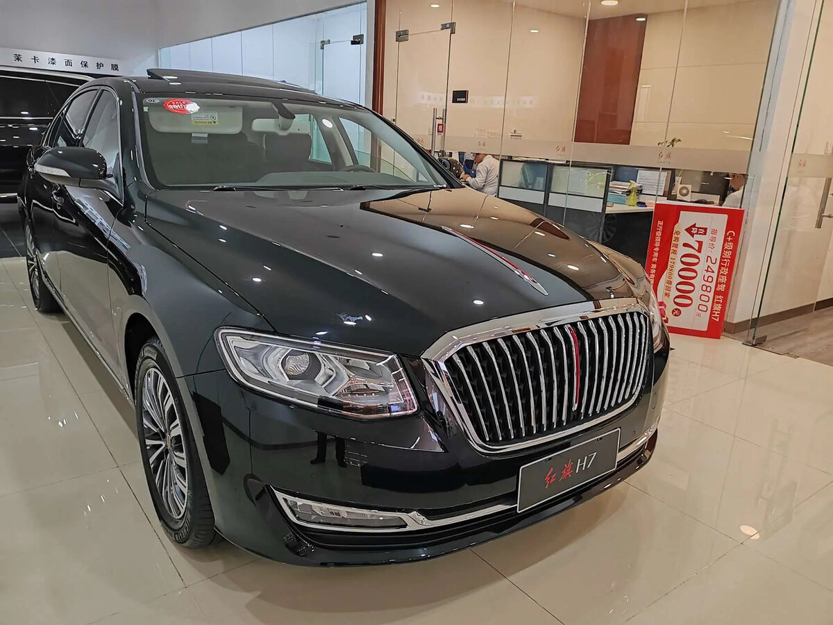 Купить б/у Hongqi H7 I Рестайлинг 1.8 AT (188 л.с.) бензин автомат во Владивостоке: чёрный Хончи ...