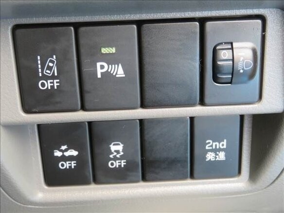 Купить б/у Suzuki Every VI 0.7 AT (64 л.с.) 4WD бензин автомат во ...