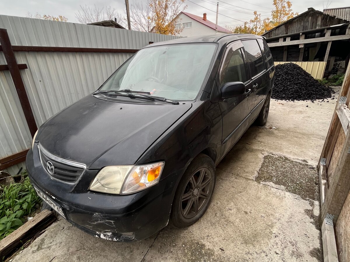 Купить б/у Mazda MPV II (LW) 2.5 AT (170 л.с.) бензин автомат в Ачинске: чёрный Мазда MPV II (LW ...