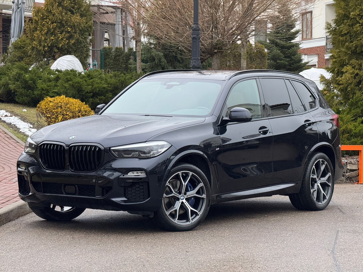 Купить б/у BMW X5 IV (G05/G18) 30d 3.0d AT (286 л.с.) 4WD дизель автомат в Москве: чёрный БМВ Х5 ...