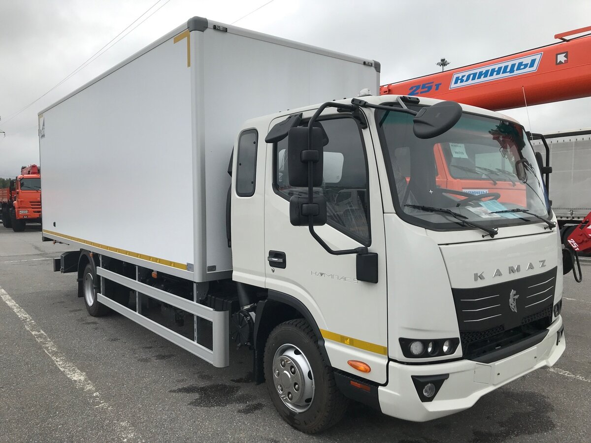 Новый камаз 43089