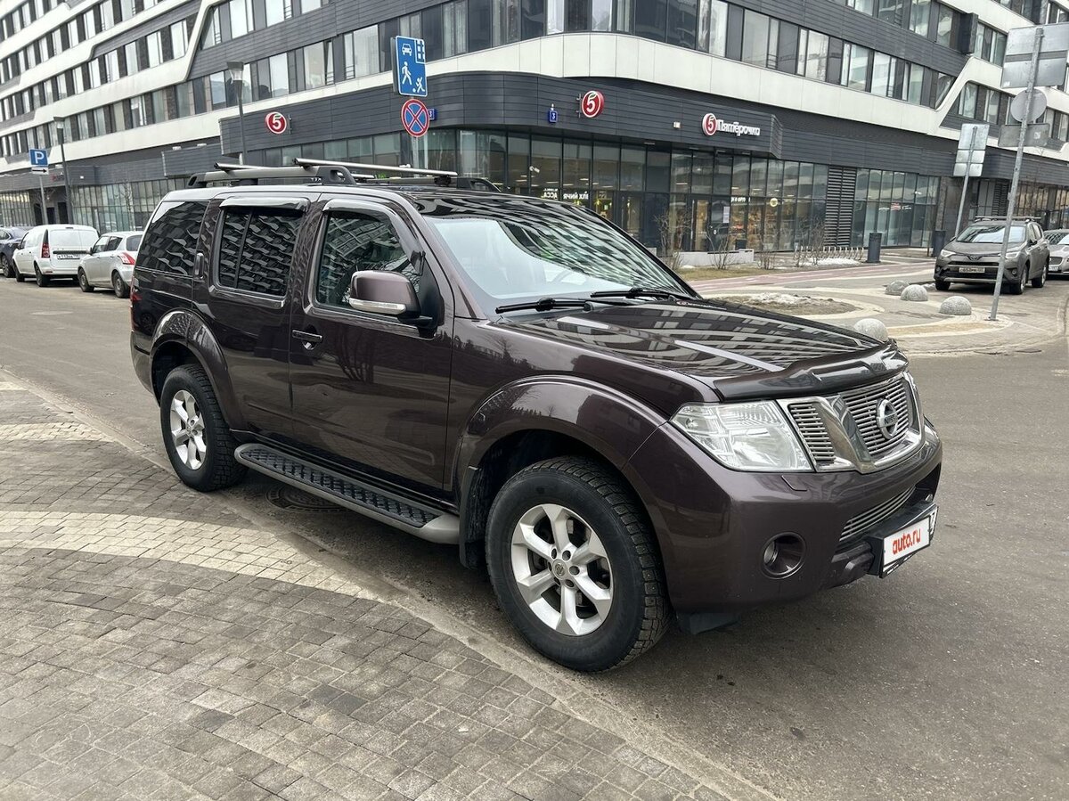 Купить б/у Nissan Pathfinder III Рестайлинг 2.5d AT (190 л.с.) 4WD ...