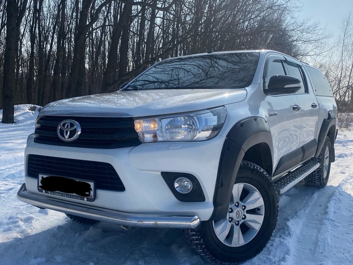 Купить б/у Toyota Hilux VIII 2.8d AT (177 л.с.) 4WD дизель автомат в ...