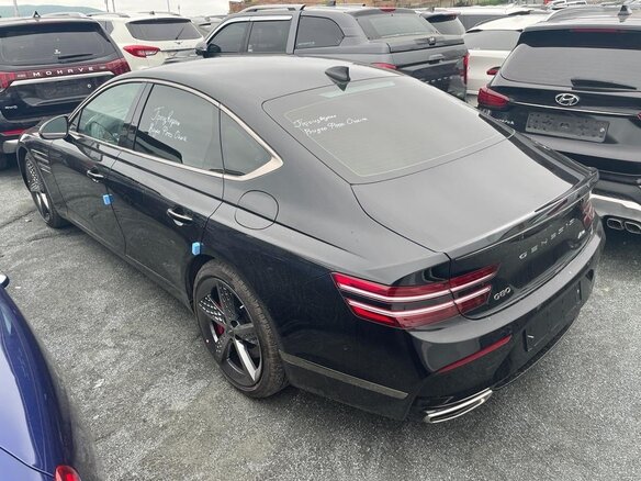 Купить б/у Genesis G80 II Рестайлинг 3.5 AT (380 л.с.) 4WD бензин автомат в Спартаке: чёрный ...