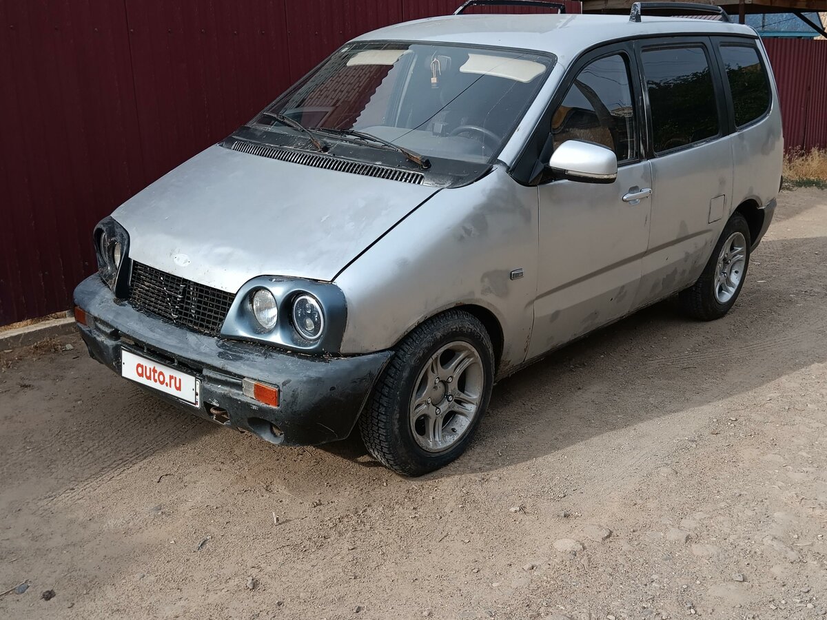 Купить б/у Lada (ВАЗ) 2120 Надежда I 1.8 MT (80 л.с.) 4WD бензин ...