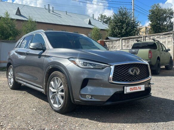 Купить б/у Infiniti QX50 II 2.0 CVT (272 л.с.) бензин вариатор в Можайске: серый Инфинити ку икс ...