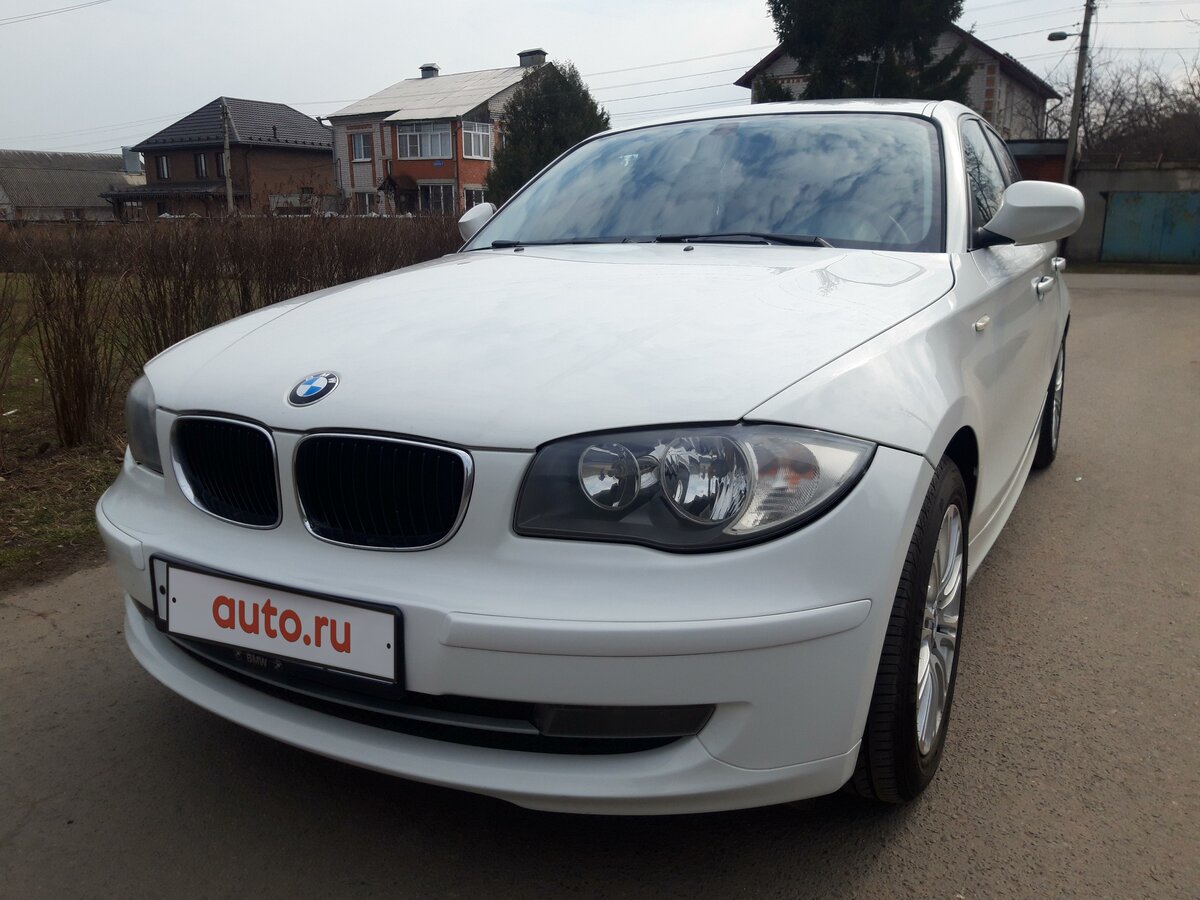 Купить б/у BMW 1 серии I (E81/E82/E87/E88) Рестайлинг 116i 1.6 AT (115 л.с.) бензин автомат в ...