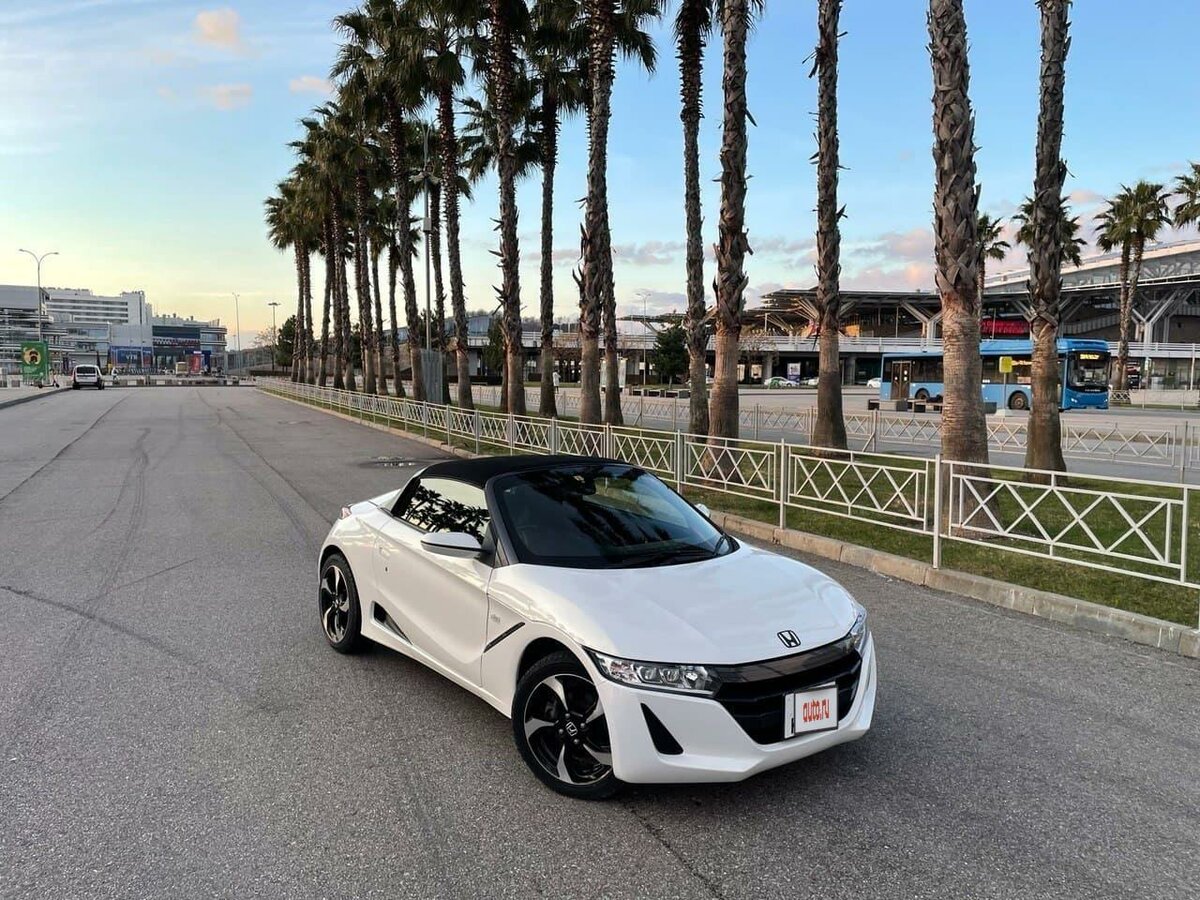 Купить б/у Honda S660 2015-2022 0.7 CVT (64 л.с.) бензин вариатор в Сочи: белый Хонда С660 2016 ...
