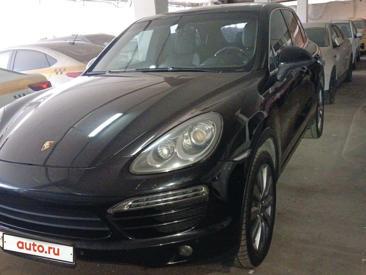 Купить б/у Porsche Cayenne II (958) 3.6 AT (300 л.с.) 4WD бензин автомат в Москве: чёрный Порше ...