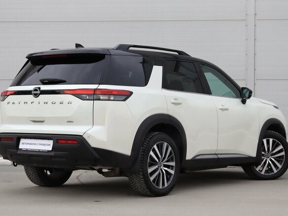 Купить б/у Nissan Pathfinder V 3.5 AT (275 л.с.) 4WD бензин автомат в ...