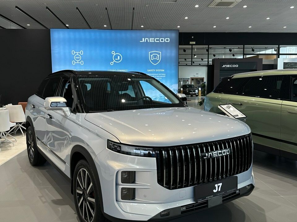 Купить новый Jaecoo J7 2023-2025 1.6 AMT (150 л.с.) 4WD бензин робот в Екатеринбурге ...