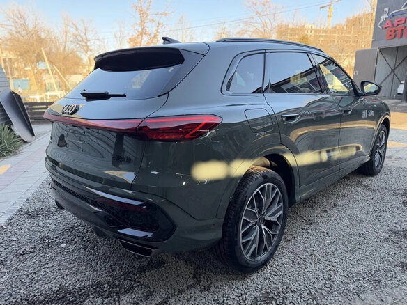 Купить новый Audi Q5 III (GU) L 2.0 AMT (204 л.с.) 4WD бензин робот в ...