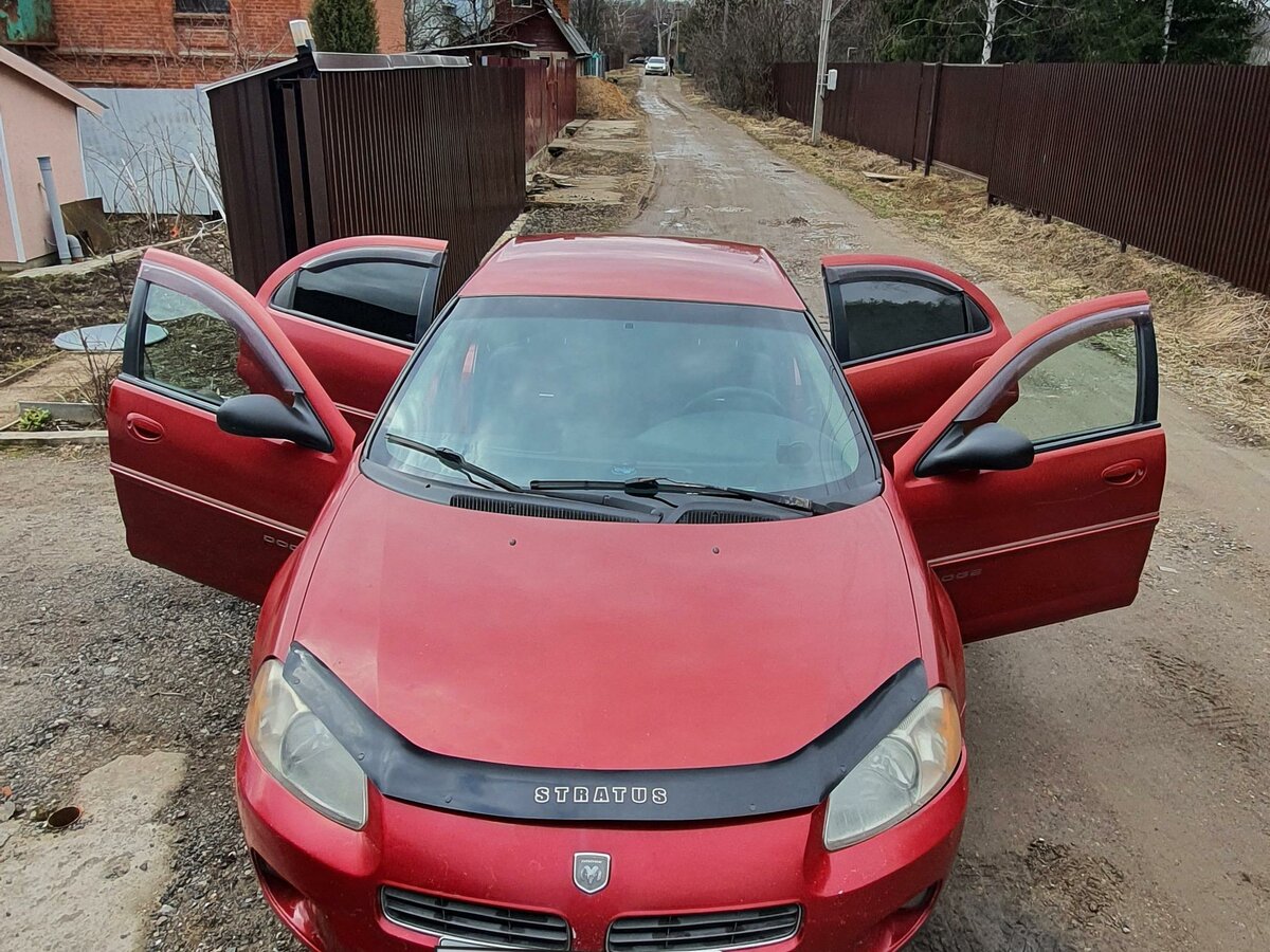 Купить б/у Dodge Stratus II 2.7 AT (203 л.с.) бензин автомат в Москве ...