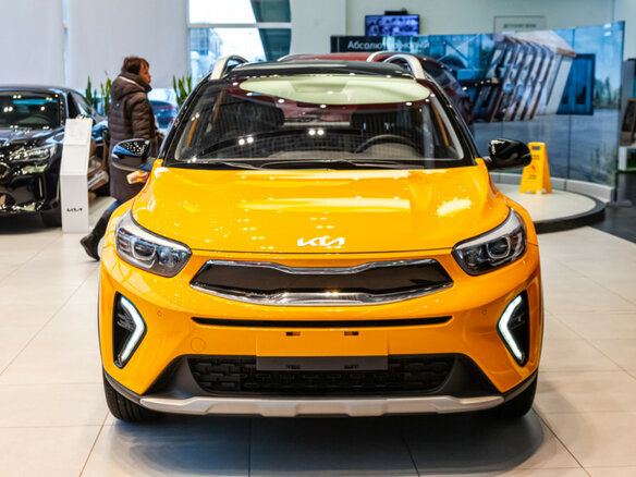 Купить новый Kia KX1 2018-2025 1.4 CVT (100 л.с.) бензин вариатор в Санкт-Петербурге: жёлтый Киа ...