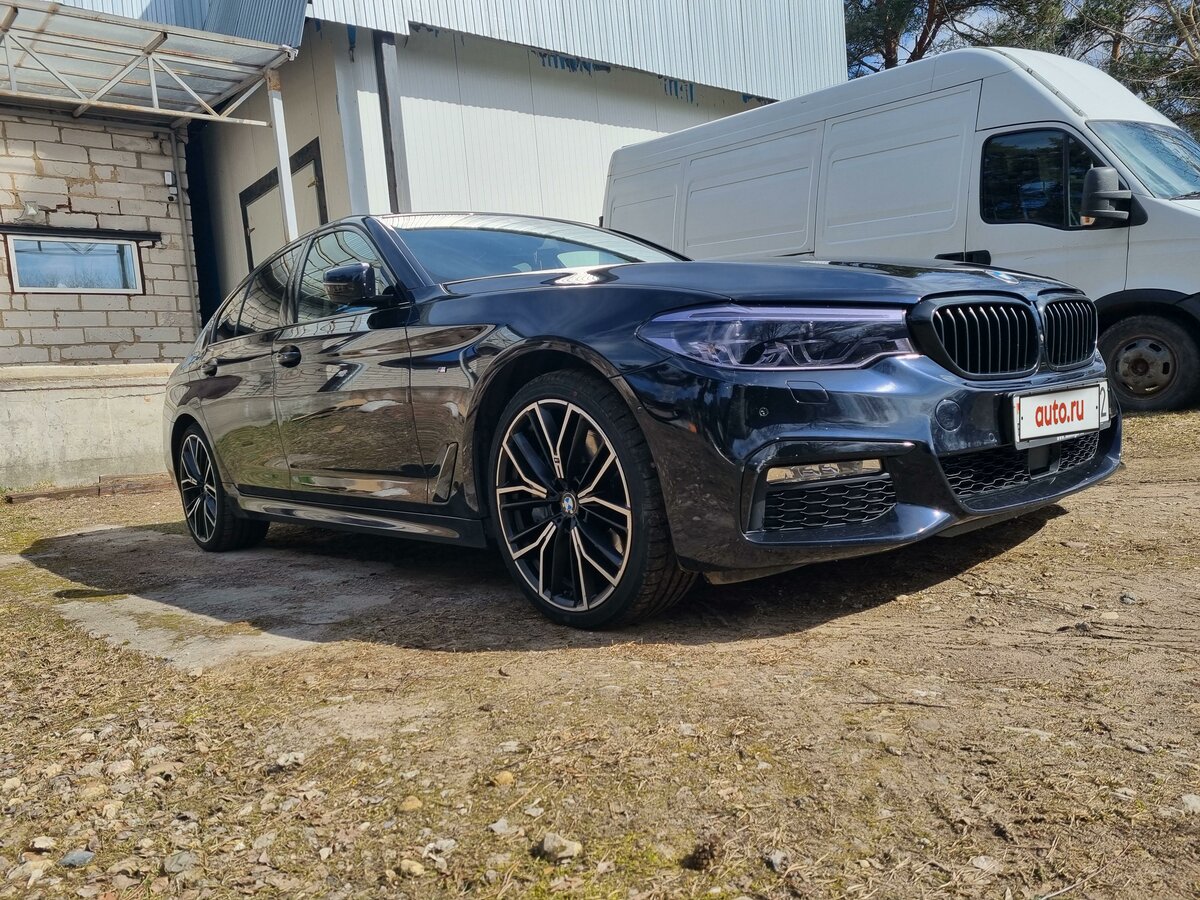 Купить б/у BMW 5 серии VII (G30/G31) 540d xDrive 3.0d AT (320 л.с.) 4WD ...