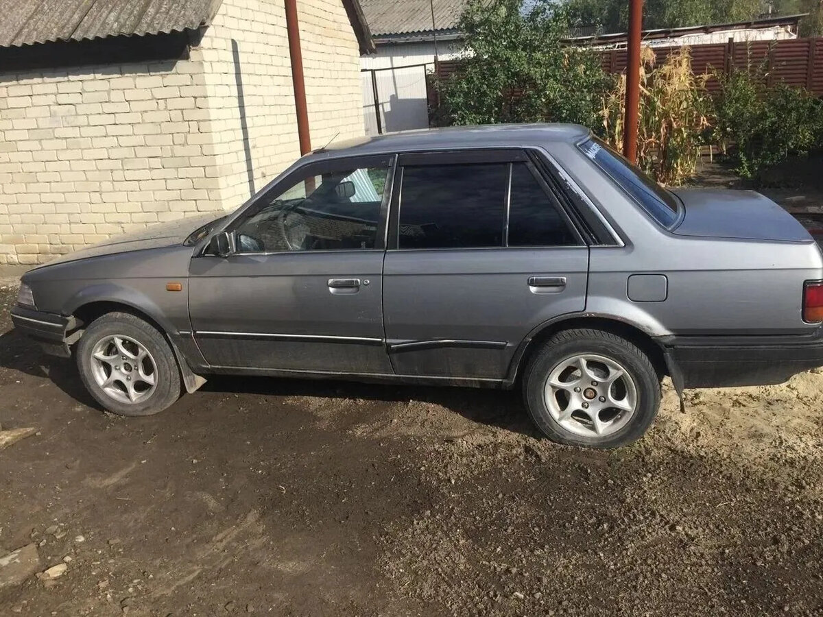 Купить б/у Mazda 323 III (BF) 1.3 MT (60 л.с.) бензин механика в Саратове: серебристый Мазда 323 ...