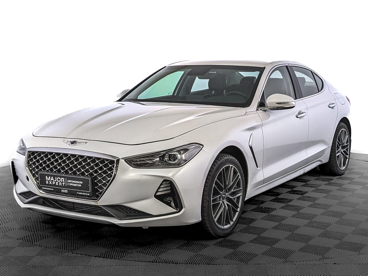 Купить б/у Genesis G70 I 2.0 AT (197 л.с.) 4WD бензин автомат в Москве: белый Генезис Г70 I ...