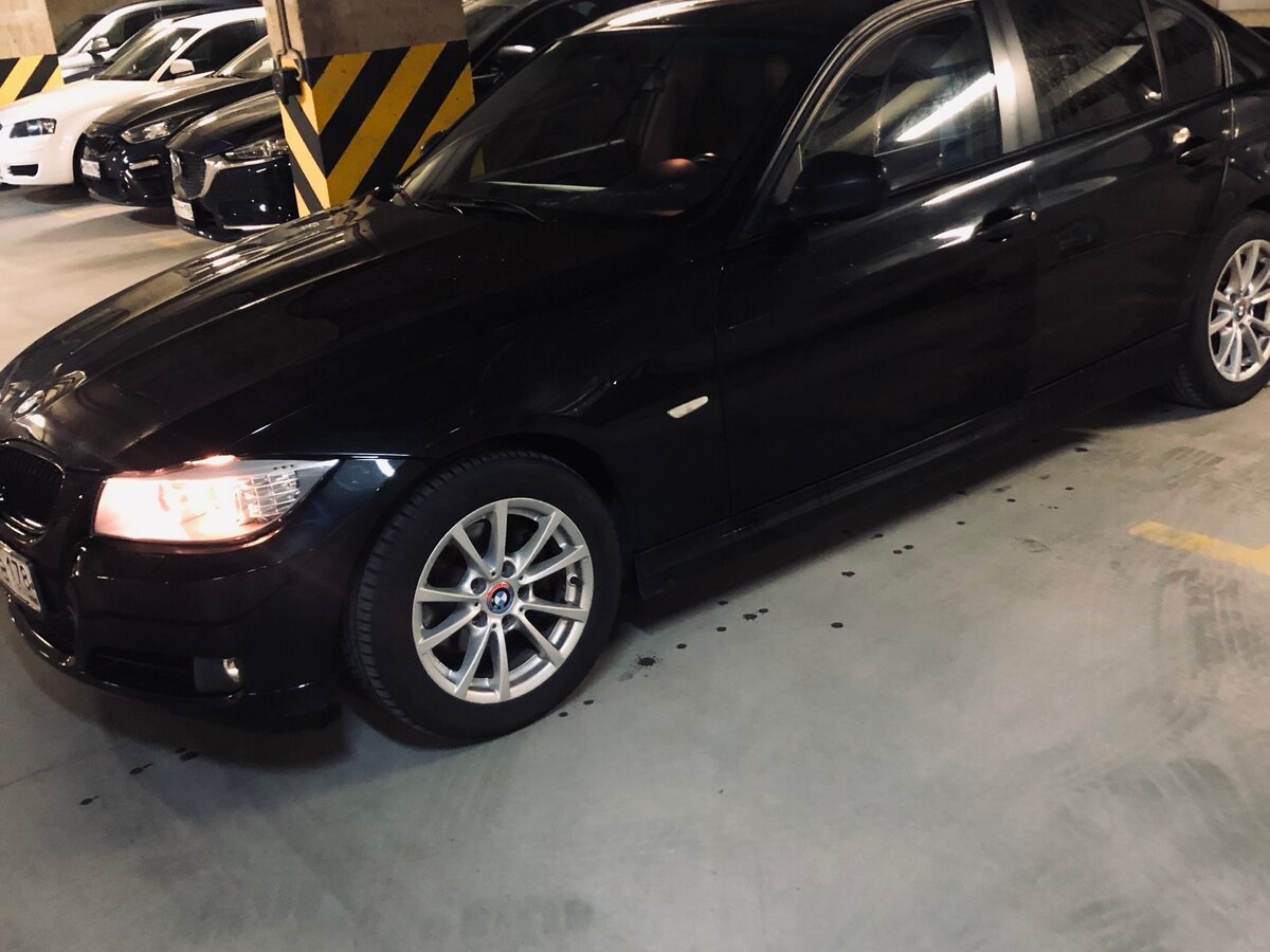 Купить б/у BMW 3 серии V (E90/E91/E92/E93) Рестайлинг 318i 2.0 AT (136 ...