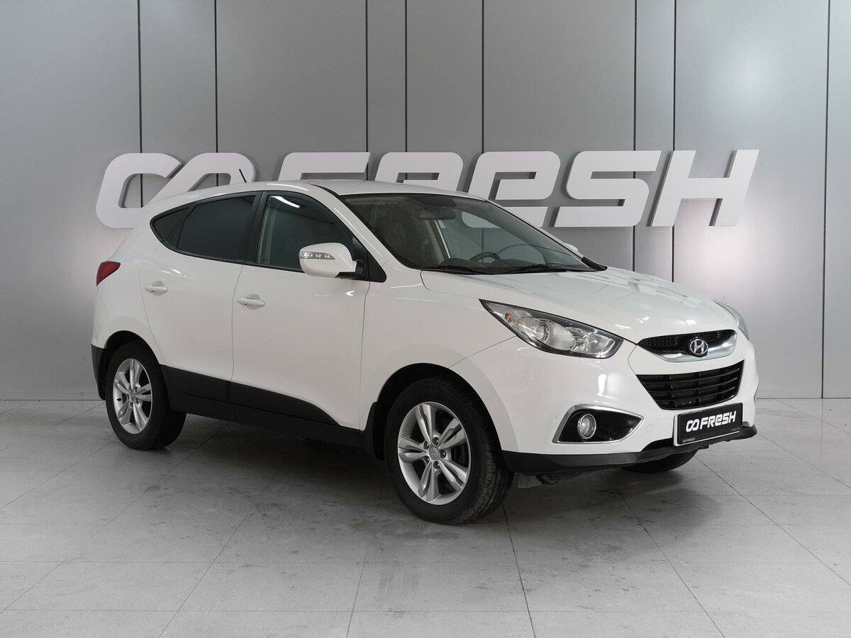 Купить б/у Hyundai ix35 I 2.0 MT (150 л.с.) бензин механика в Ростове-на-Дону: белый Хендэ ix35 ...