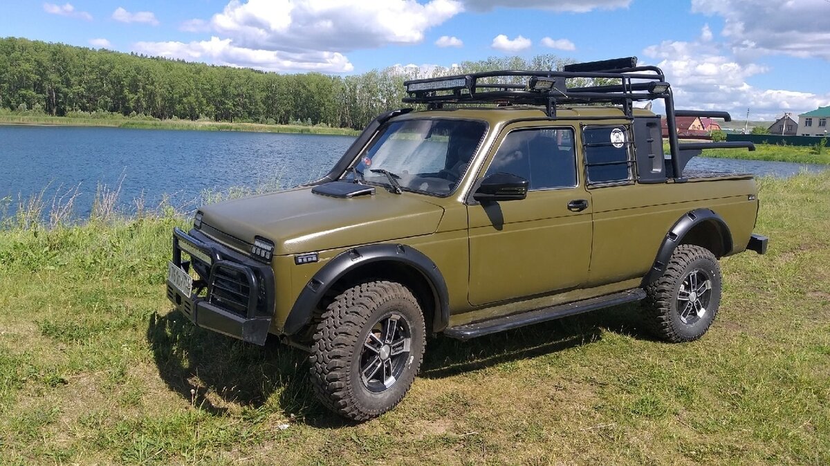 Купить б/у LADA (ВАЗ) 2329 1995-2019 1.7 MT (79 л.с.) 4WD бензин ...