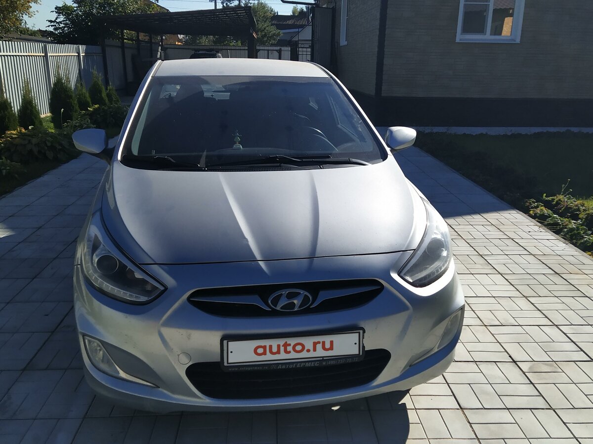 Купить б/у Hyundai Solaris I 1.4 MT (107 л.с.) бензин механика в ...