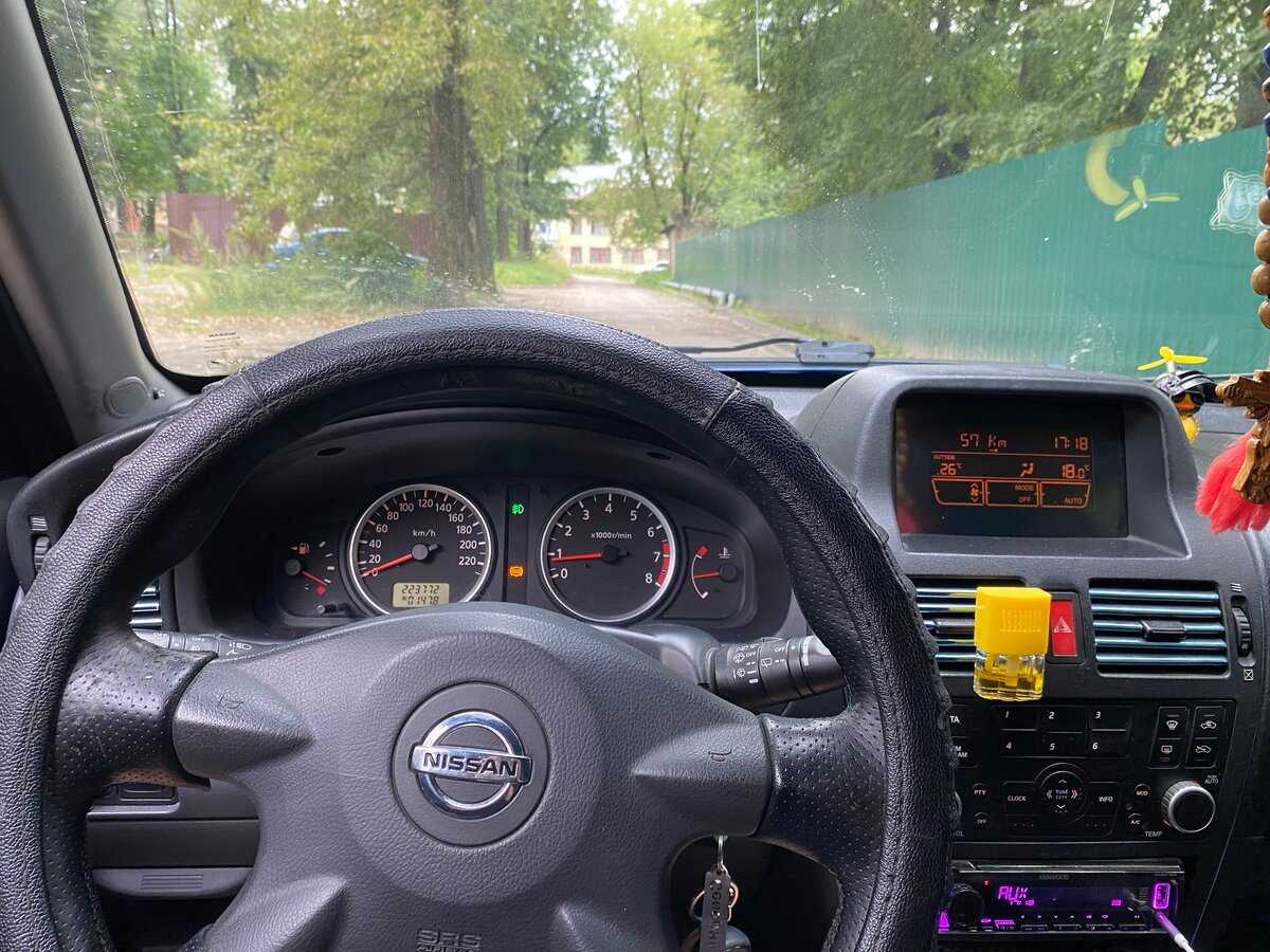 Купить б/у Nissan Almera II (N16) Рестайлинг 1.8 AT (116 л.с.) бензин ...