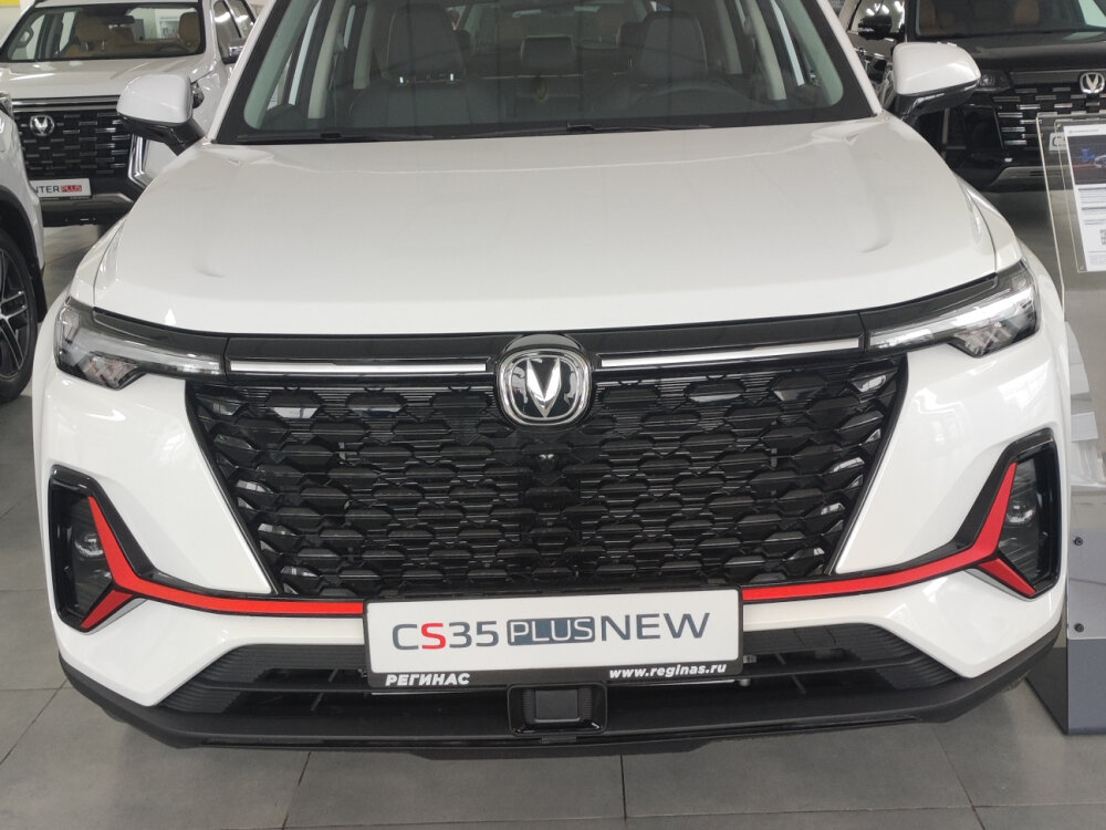 Купить новый Changan CS35 Plus I Рестайлинг 1.4 AMT (150 л.с.) бензин робот в Челябинске: белый ...