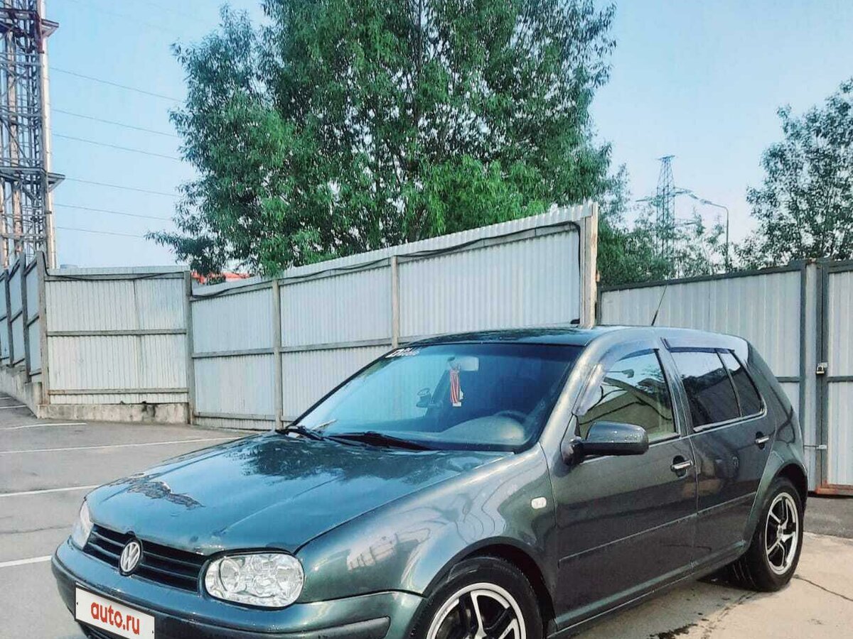 Купить б/у Volkswagen Golf IV 1.4 MT (75 л.с.) бензин механика в Москве ...