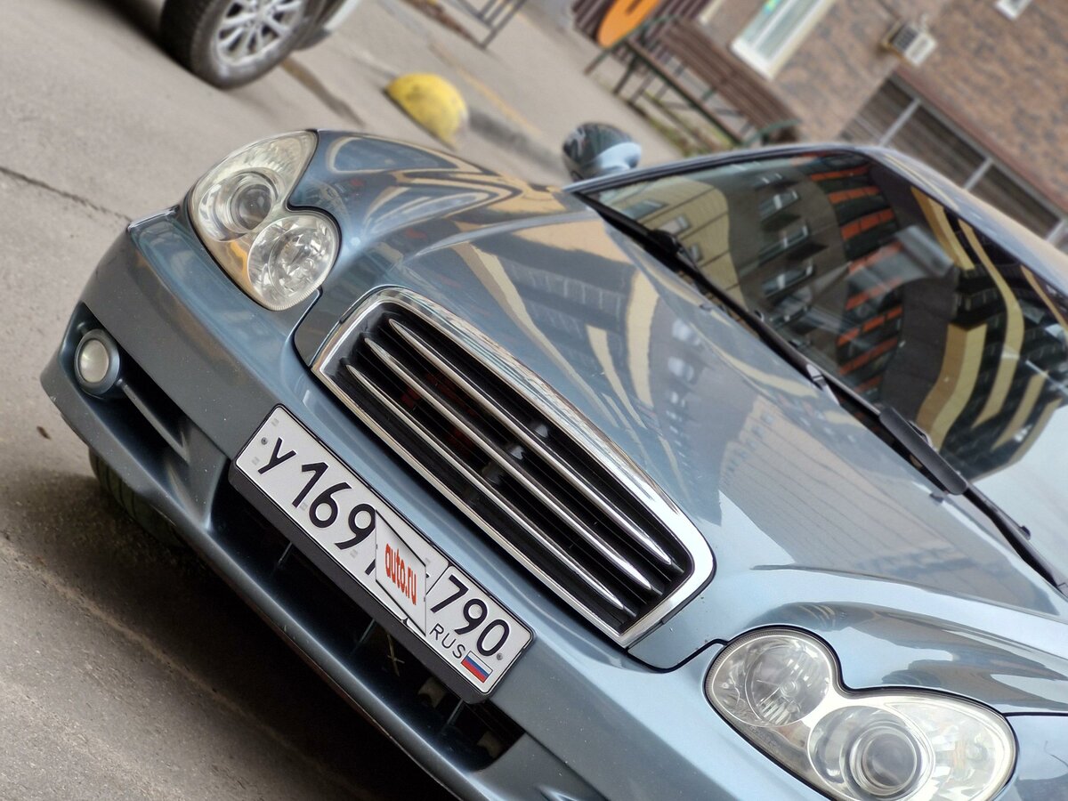 Купить б/у Hyundai Sonata IV (EF) Рестайлинг 2.0 AT (131 л.с.) бензин ...