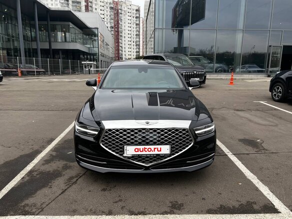 Купить б/у Genesis G90 I Рестайлинг Limousine 5.0 AT (413 л.с.) 4WD бензин автомат в Москве ...