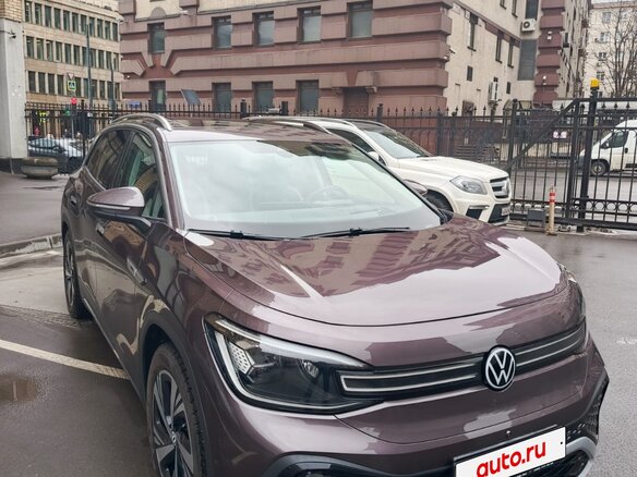 Купить б/у Volkswagen ID.6 2021-2025 X Electro AT (150.0 кВт) электро автомат в Москве: серый ...