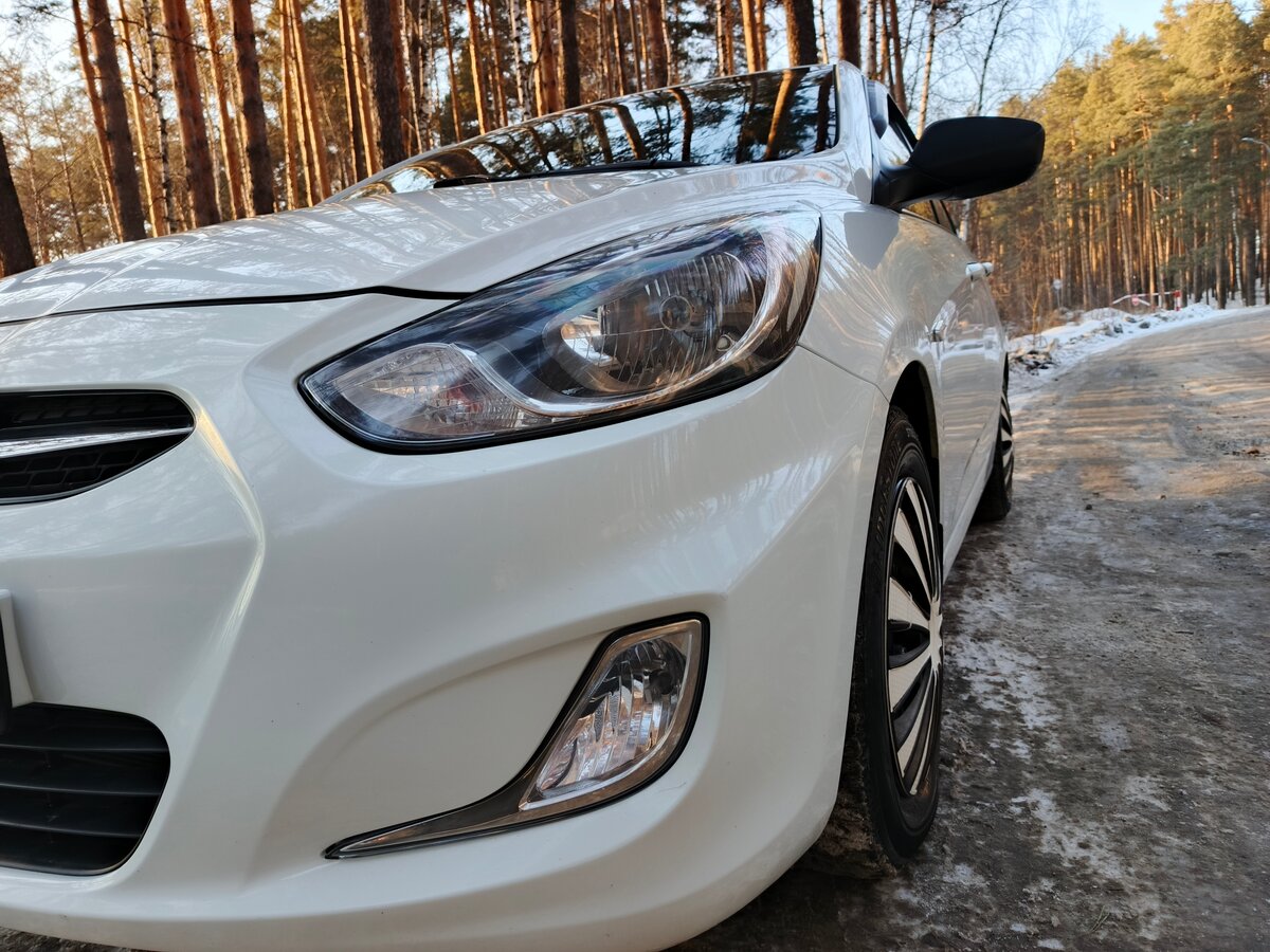 Купить б/у Hyundai Solaris I 1.4 MT (107 л.с.) бензин механика в ...