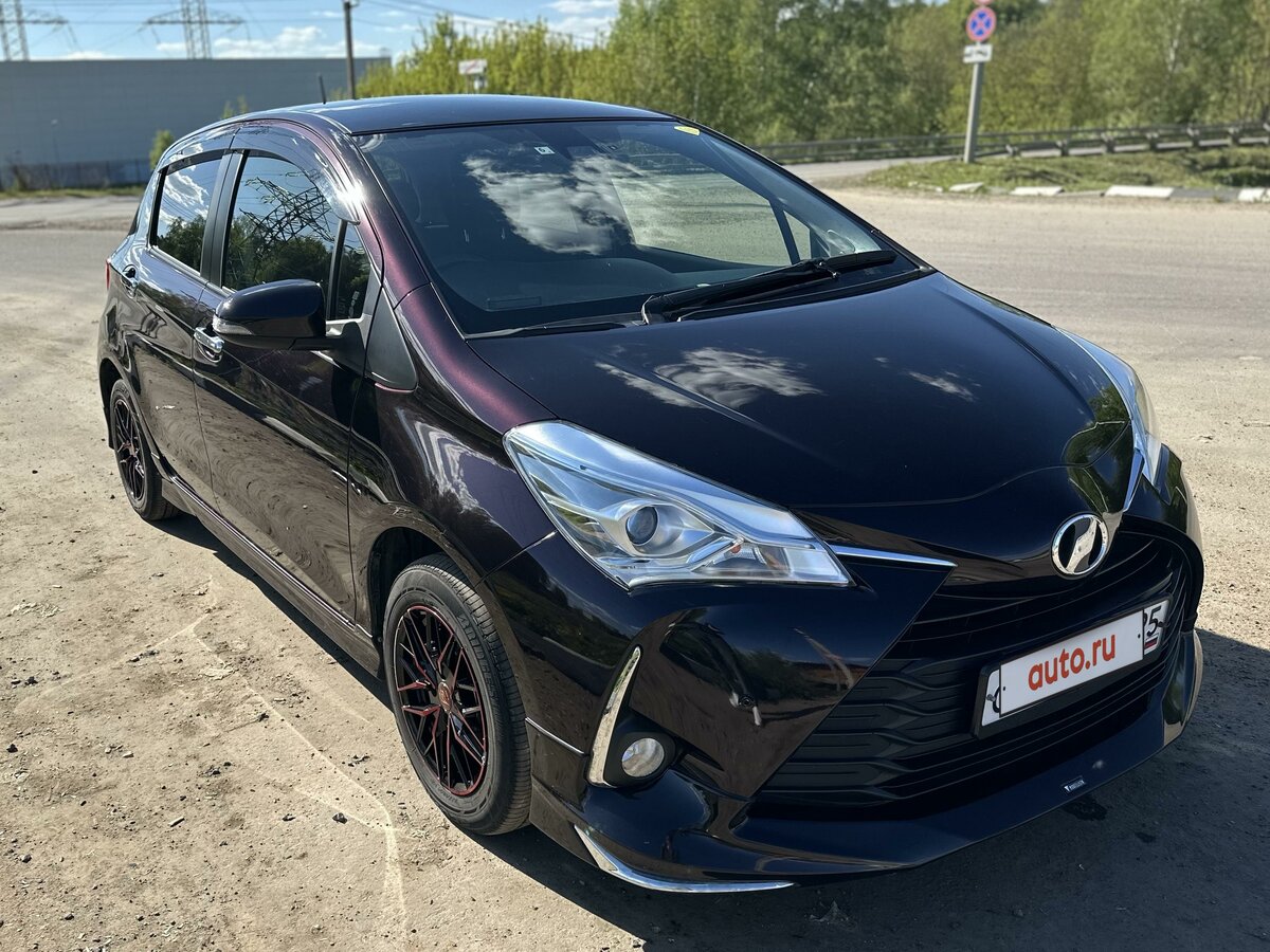 Купить б/у Toyota Vitz III (XP130) Рестайлинг 2 1.0 CVT (69 л.с ...