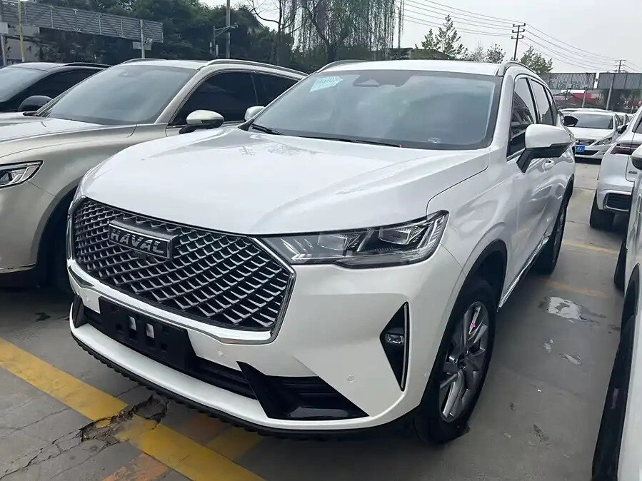 Купить б/у Haval H6 III 1.5 AMT (169 л.с.) бензин робот во Владивостоке: белый Хавэйл Н6 III ...