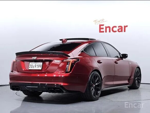 Купить б/у Cadillac CT5-V I Blackwing 6.2 AT (677 л.с.) бензин автомат в Уссурийске: красный ...