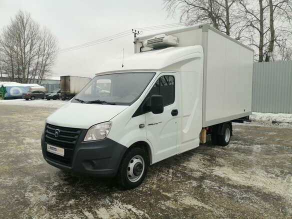 Купить б/у ГАЗ ГАЗель Next дизель механика в Москве: белый рефрижератор ...