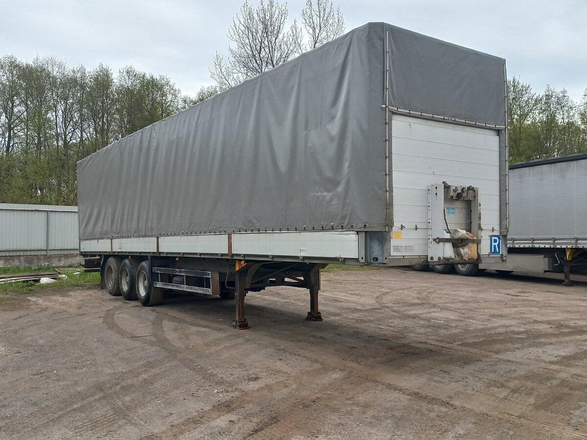 Купить б/у Schmitz Cargobull SPR в Пскове: серебристый полуприцеп ...