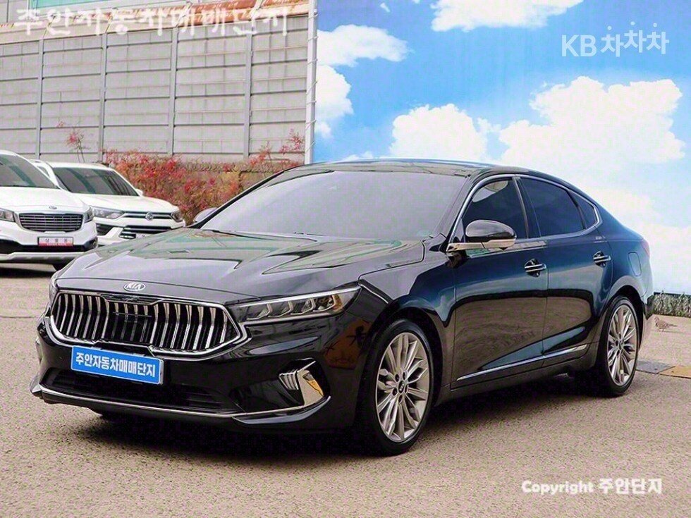 Купить б/у Kia K7 YG (II) Рестайлинг 3.0 AT (266 л.с.) бензин автомат во Владивостоке: чёрный ...