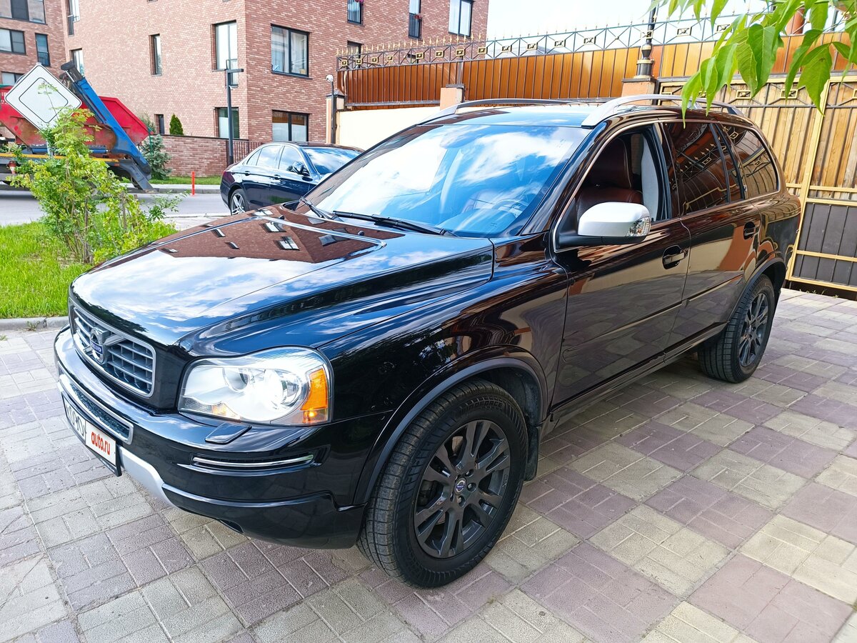 Купить б/у Volvo XC90 I Рестайлинг 2.4d AT (200 л.с.) 4WD дизель автомат в Москве: коричневый ...