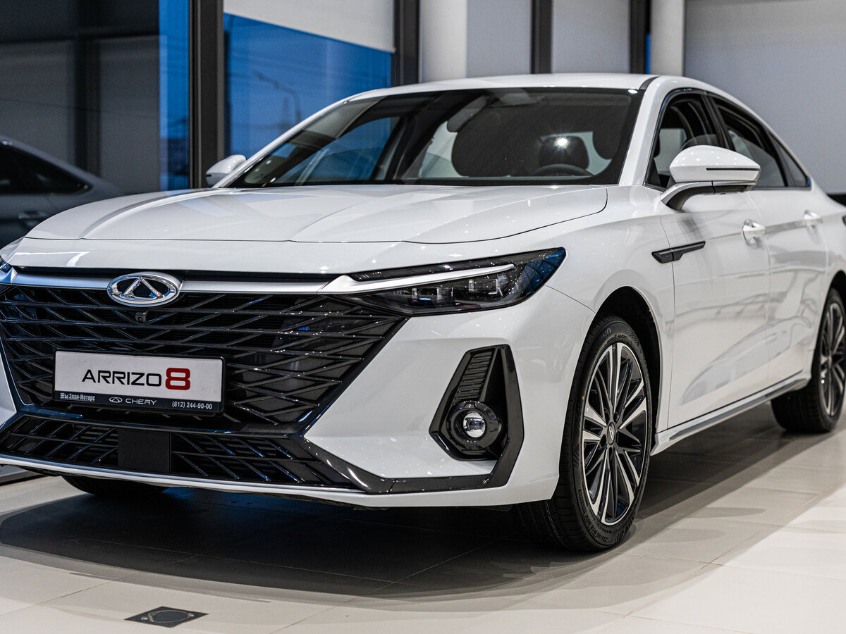 Купить новый Chery Arrizo 8 2022-2025 1.6 AMT (150 л.с.) бензин робот в Санкт-Петербурге: белый ...