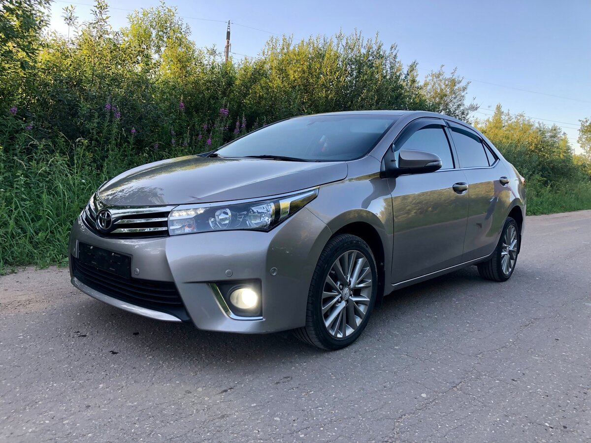 Купить б/у Toyota Corolla XI (E160, E170, E180) 1.6 CVT (132 л.с.) бензин вариатор во Ржеве ...