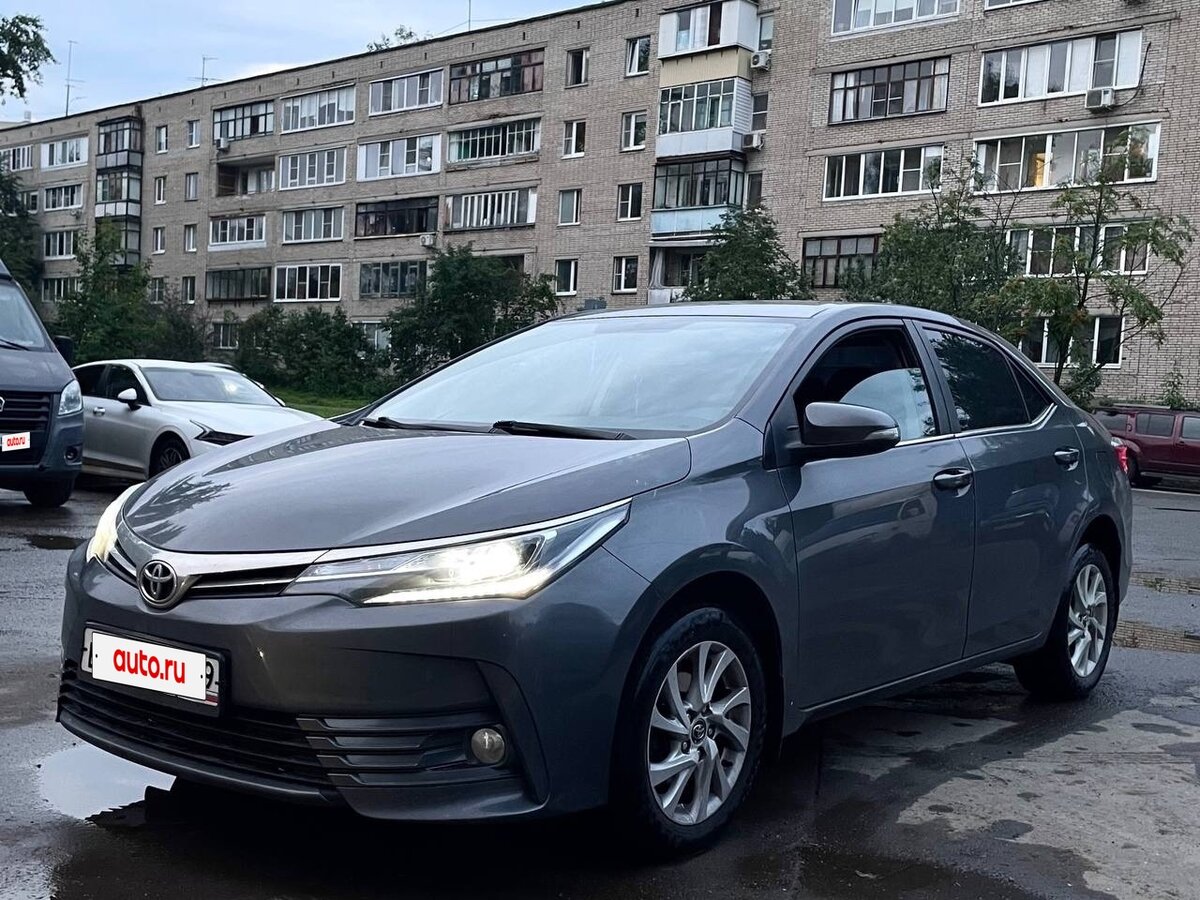 Купить б/у Toyota Corolla XI (E160, E170, E180) Рестайлинг 1 1.6 CVT (122 л.с.) бензин вариатор ...